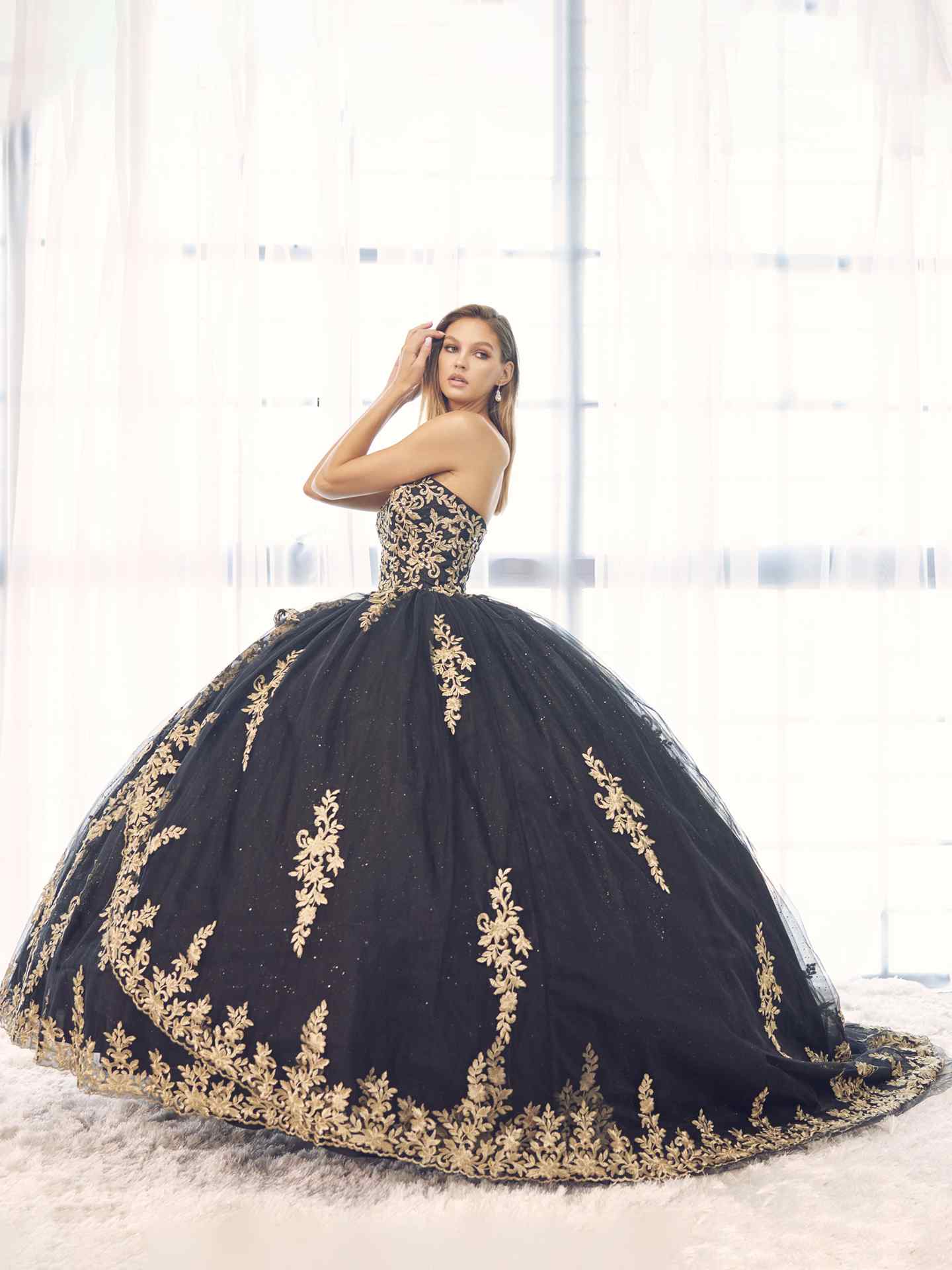 Black And Gold Quinceanera Dresses